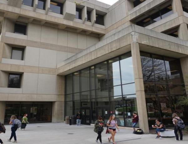 Maag Library of Youngstown State University